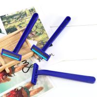 China Plastic Handle Disposable Razor with Sweden Stainless Steel Blade HV700 Hardness for sale