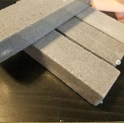 China Foamed Glass Grill Cleaning Block 200g Heavy Duty BBQ Griddle Stone for sale