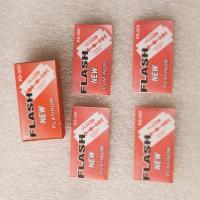 China Professional Stainless Steel Single Edge Barber Blades 100 Pack Platinum Coated for sale