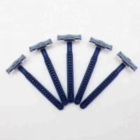 China Disposable Twin Blade Stainless Steel Shaving Razor with Rubber Handle 6g Blue Green for sale