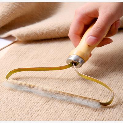 China Lint Remover Mini Manual Hair Remover for sale