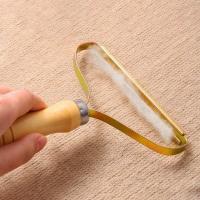China Portable Lint Remover Clothes Fuzz 14cm Width Pure Copper Head Battery Free for sale