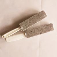 China Pumice Cleaning Stone with Handle Toilet Bowl Cleaner Hard Water Ring Remover 150g for sale