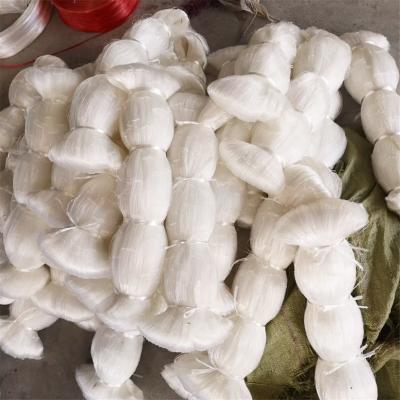 China 0.28mm 2 1/4 Inch 400MD 100yds White Nylon Fishing Net Twine for sale