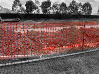 China Orange HDPE Snow Fence 4ft x 50ft UV Stabilized Barrier Fence for Construction Safety for sale