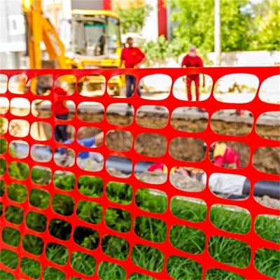 China Temporary Plastic Mesh Safety Fencing 1m-1.8m Height Orange HDPE UV Stabilized for sale