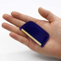 China Cashmere Comb Sweater Fuzz Remover 75x45x6mm Double Edge Fabric Pill Remover for sale
