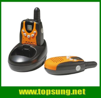 China 5km twin PMR446 portable walkie talkie pair M602 with charger batteries for sale