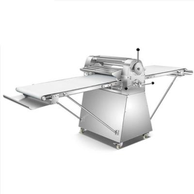 China Stand Type Roller Length 520mm SS Croissant Dough Sheeter Machine 0.4KW for sale