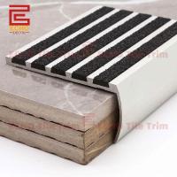 China Anti Slip Concrete Stair Nosing Trim External Step Edging Capping for sale