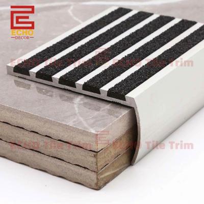 China Anti Slip Concrete Stair Nosing Trim External Step Edging Capping for sale