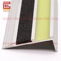 China Flexible Aluminum Stair Nosing Trim Step Nose Edging Corner Molding for sale