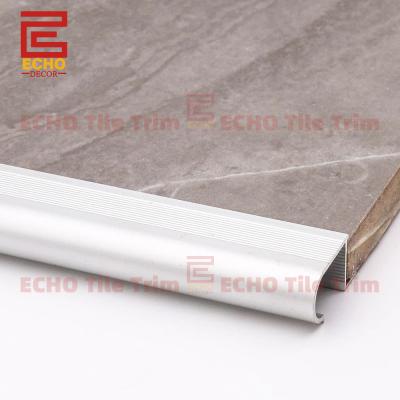 China Non Slip Bull Nose Aluminium Stair Nosing Trim Piece For Tiles for sale