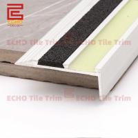 China Non Slip Metal Stair Nosing Trim With Luminous Strip Step Protector for sale