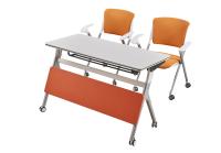 China Foldable E1 Melamine Board Training Room Tables And Chairs With Castors for sale