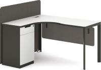 China Melamine Board Wooden Office Computer Table 1.4M / 1.6M With Metal Legs for sale
