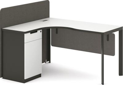 China Melamine Board Wooden Office Computer Table 1.4M / 1.6M With Metal Legs for sale