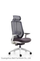 China Comfortable Middle Back Executive Swivel Office Chair 68*64*114 for sale