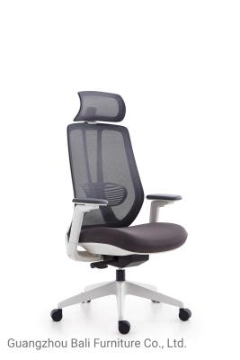China Comfortable Middle Back Executive Swivel Office Chair 68*64*114 for sale