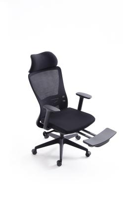 China OEM ODM 68*64*114mm Mesh Swivel Office Chair With Footrest for sale