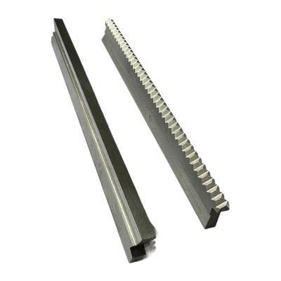 China Zig Zag Knife Cutting Machine With Chips Packaging Bags for Packaging Machinery Parts for sale