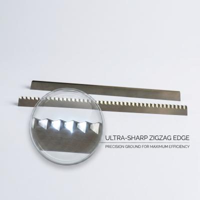 China TiN Coated Zigzag Film Cutting Knife Anti-Stick M2 High Speed Steel Blade for Snack Food Packaging Machine for sale