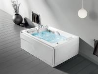 China High Gloss Acrylic Whirlpool Bathtub Massage M1812 3C Certificate for sale