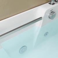 China LED Light Whirlpool Massage Bathtub M1823 White Pure Sanitary Grade for sale