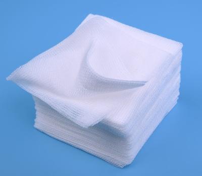 China High Absorbency Medical Gauze Swab Cutting and Folding Edge 7.5*7.5cm 8Ply for sale