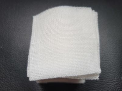 China Medical Consumables Surgical Gauze Swabs 8Ply 17 Threads Pack of 100 for sale
