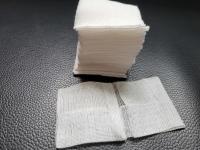 China Operating Room Use Cotton Gauze Sponges Sterile Gauze Swabs 4*4CM for sale