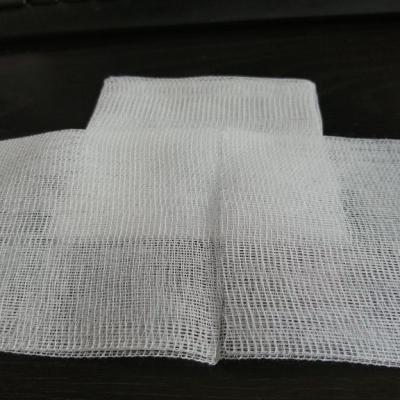 China High Absorbency Sterile Gauze Swabs Non Sensitizing Cotton Medical Use for sale