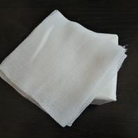 China 100% Cotton Surgical Medical Gauze Swab Colored High Absorbency for sale