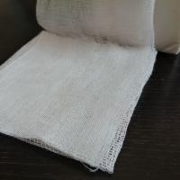 China 100% Cotton Surgical Medical Gauze Swab Colored High Absorbency for sale