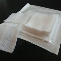 China High-quality Cotton Medical Gauze Swab 8cmx8cm for Wound Care and First Aid for sale