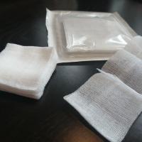 China Medical Usage 5Pcs Square Gauze Swab for Wound Care and Cleaning for sale
