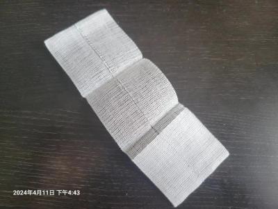 China 10*10 Medical Gauze Swab with ISO Certification Light and Durable for sale