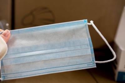 China Type Iir En14683 Disposable Earloop Face Mask for sale