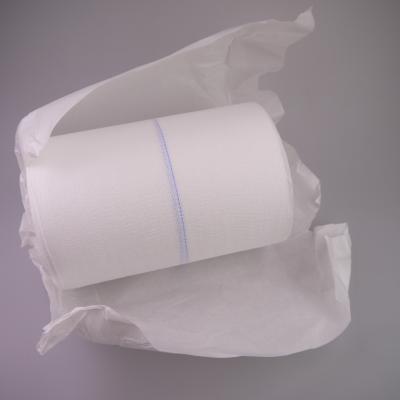 China CE Certified Absorbent Cotton Surgical Gauze Roll Bleach White for sale
