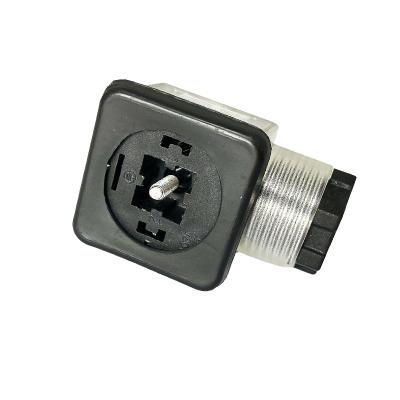 China IP67/IP68 Waterproof Power Connector 250V/600V 15A-50A Round/Square Customizable Cable for sale