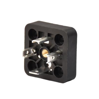 China 24V IP67 Stainless Steel Coupling Solenoid Valve Connector 1/4 Size 0.2A for sale