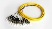 China Customized Connectors Bundle SC APC Fiber Optical Pigtail Cables In CATV FTTH Network for sale