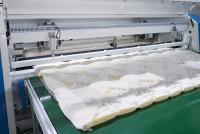China 94 Inches CNC Roll Fabric Cutting Machine 10m/min Easy Maintance for sale