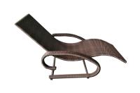 China All Weather Beach Lounge Chair Rattan Wicker Poolside Bed Sun Lounger for sale