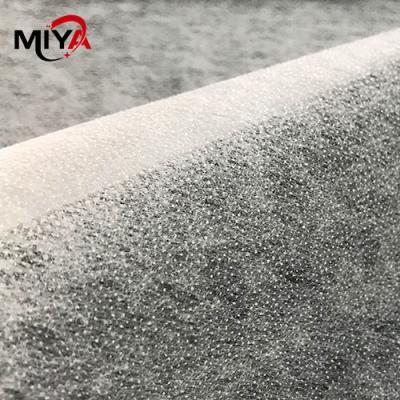China Different Weight Non Woven Fusing Interlining For Garments 25 - 50gsm for sale