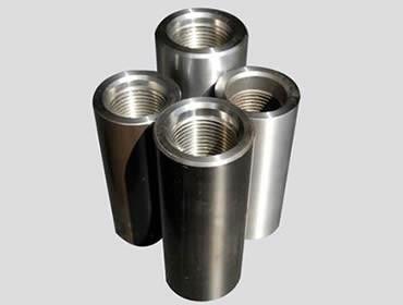 China API 11B Sucker Rod Coupling Carbon Steel 5/8 to 1 Inch Black Oxide Coating for sale