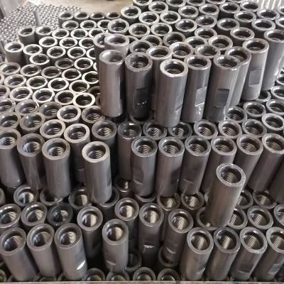 China API 11B SM Sucker Rod Coupling with Wrench Flat 3/4 to 1 Inch T Grade for sale