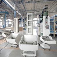 China 220V Stainless Steel Z Bucket Conveyor for Automated Food Transport 4-150mm for sale