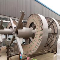China High-Accuracy Vertical Screw Lift Chain Conveyor with Adjustable Speed and Customizable Size for sale