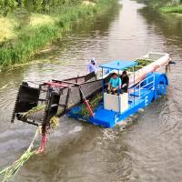 China Stainless Steel Hydraulic Trash Skimmer Boat High Efficiency Customizable Aquatic Plant Harvester for sale